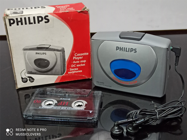 Buy Vintage PHILIPS AQ 6490 VINTAGE WALKMAN CASSETTE PLAYER ...
