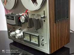 Akai 1722 II 4 TRACK STEREO REEL TO REEL VINTAGE TAPE RECORDER OF 1975-77