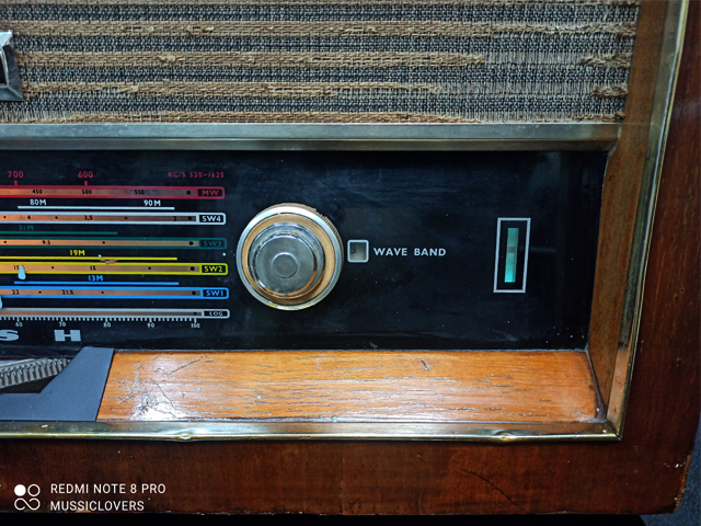 Buy Vintage BUSH EBS-125 CLASSIC VINTAGE RADIO WITH USB BLUE TOOTH ...