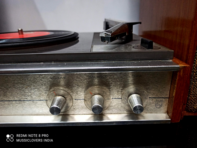 Buy Vintage PHILIPS 830 CLASSIC VINTAGE 3 SPEED RECORD PLAYER AT ...
