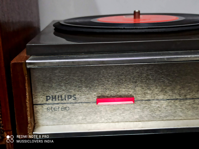 Buy Vintage PHILIPS 830 CLASSIC VINTAGE 3 SPEED RECORD PLAYER AT ...