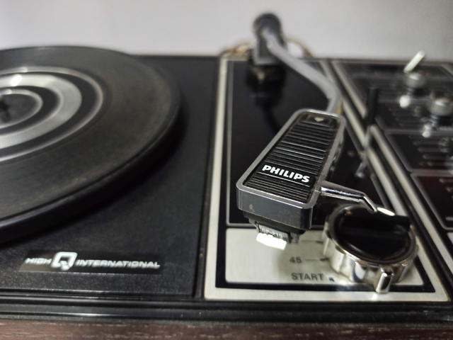 Buy Vintage PHILIPS MODEL GF 932 HI-Q INTERNATIONAL VINTAGE RECORD ...