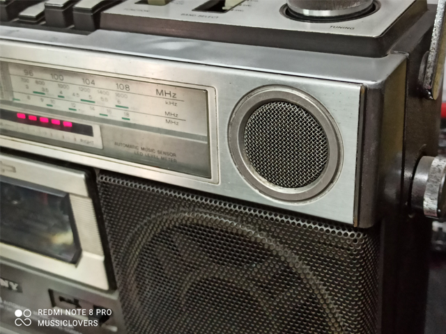Buy Vintage SONY CFS-71 STEREO RADIO CASSETTE RECORDER @ MUSSICLOVERS Sale Pune-India