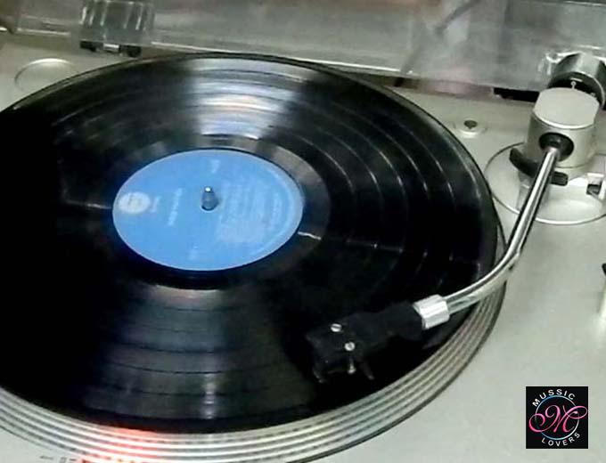 Buy Vintage Sony PS-T15 Direct Drive Automatic Turntable System Sale Pune-India