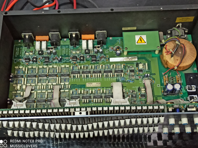 Buy Vintage XTA GQ600 DUAL CHANNEL 31-BAND GRAPHIC EQUALISER ...